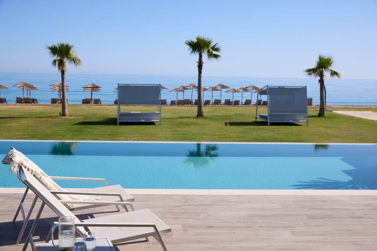 Euphoric suite private pool sea front - Euphoria Resort
